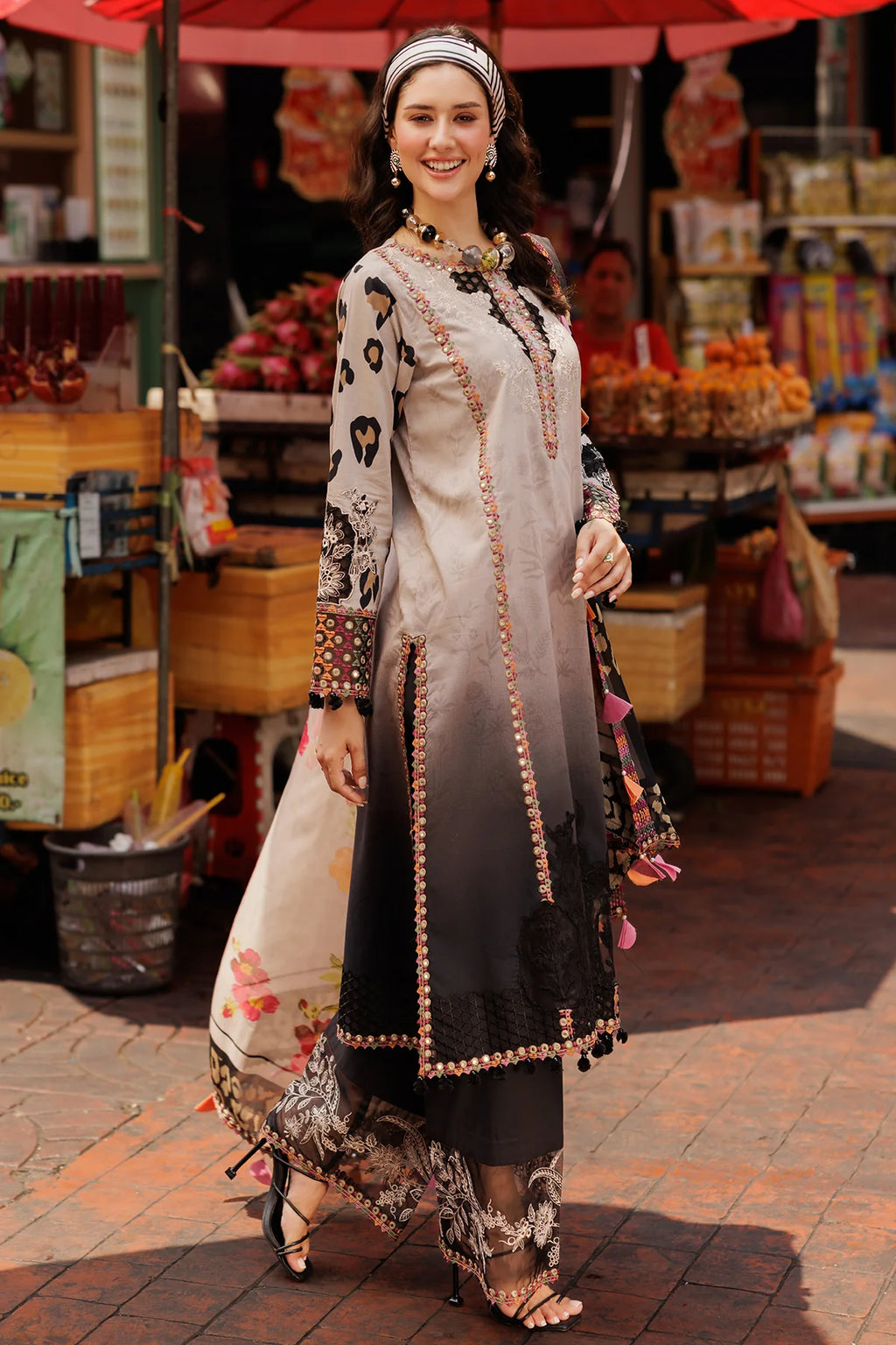 3-PC Unstitched Embroidered Lawn Collection CRB5-16 – Auraa Official